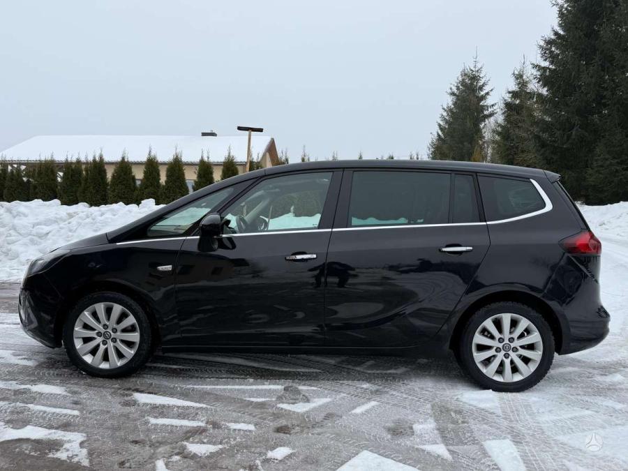 Melns Opel Zafira 2013 Utena, ar dzinēja tilpumu 2.00 L un nobraukumu 280 tūkst. km par 4950 €, foto 9 vietnē AUTOMOTO.COM.LV