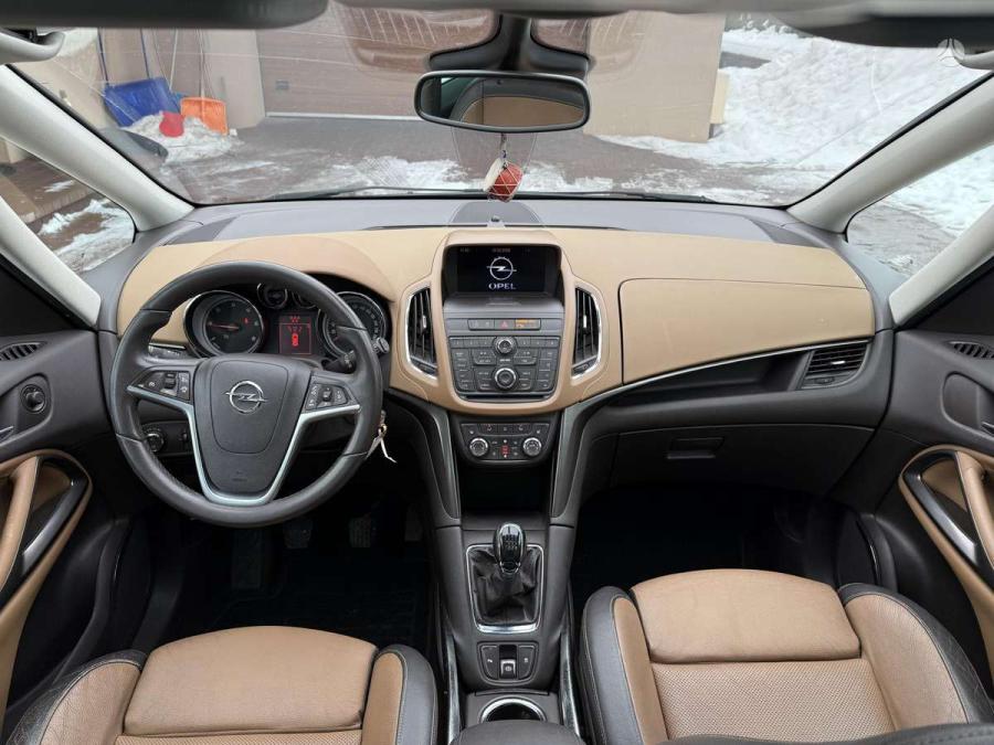 Melns Opel Zafira 2013 Utena, ar dzinēja tilpumu 2.00 L un nobraukumu 280 tūkst. km par 4950 €, foto 12 vietnē AUTOMOTO.COM.LV