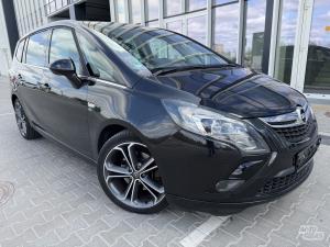 Black Opel Zafira 2013 in Vilnius, with an engine capacity of 2.00 L and mileage of 150 thousand km for 6700 €, photo  on AUTOMOTO.COM.LV