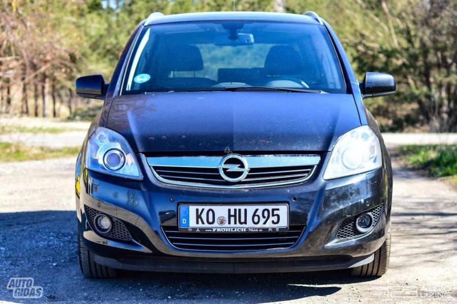 Melns Opel Zafira 2013 Kretinga, ar dzinēja tilpumu 1.70 L un nobraukumu 252 tūkst. km par 4450 €, foto 3 vietnē AUTOMOTO.COM.LV