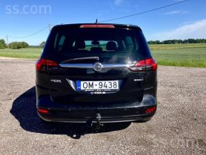 Melns Opel Zafira 2013 Talsi, ar dzinēja tilpumu 2.00 L un nobraukumu 218 tūkst. km par 6500 €, foto 5 vietnē AUTOMOTO.COM.LV