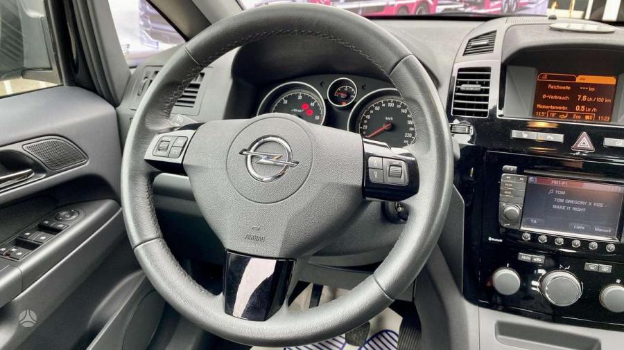 Melns Opel Zafira 2013 Marijampole, ar dzinēja tilpumu 1.69 L un nobraukumu 224 tūkst. km par 4550 €, foto 20 vietnē AUTOMOTO.COM.LV