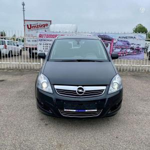 Black Opel Zafira 2013 in Marijampole, with an engine capacity of 1.69 L and mileage of 224 thousand km for 4550 €, photo 4 on AUTOMOTO.COM.LV