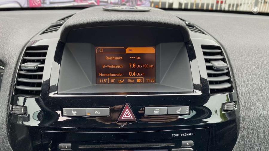 Black Opel Zafira 2013 in Marijampole, with an engine capacity of 1.69 L and mileage of 224 thousand km for 4550 €, photo 16 on AUTOMOTO.COM.LV