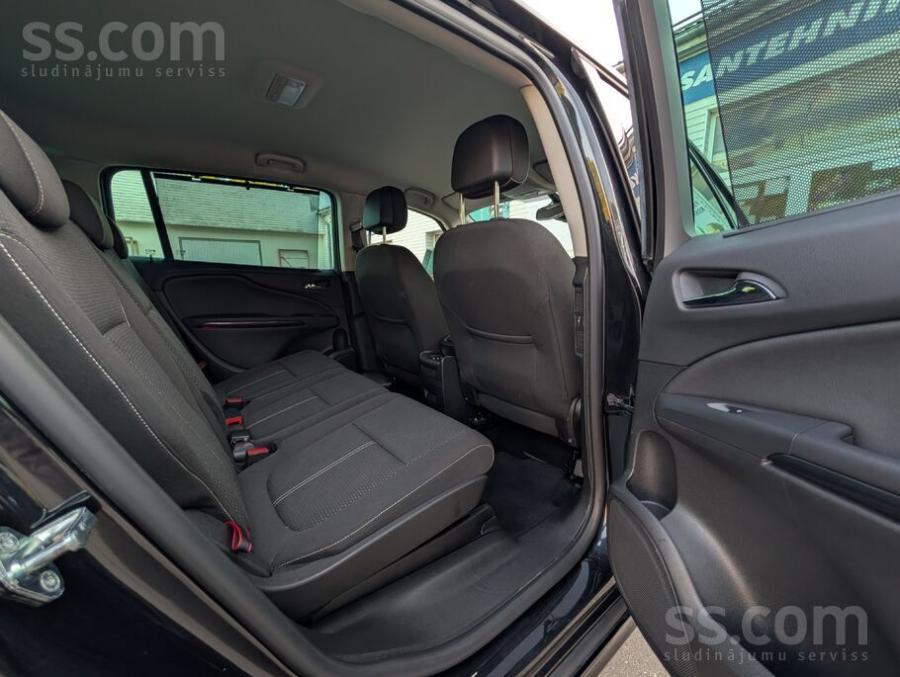 Black Opel Zafira 2013 in Jurmala, with an engine capacity of 1.60 L and mileage of 232 thousand km for 6950 €, photo 23 on AUTOMOTO.COM.LV