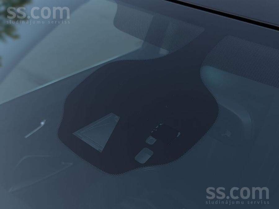Black Opel Zafira 2013 in Jurmala, with an engine capacity of 1.60 L and mileage of 232 thousand km for 6950 €, photo 33 on AUTOMOTO.COM.LV