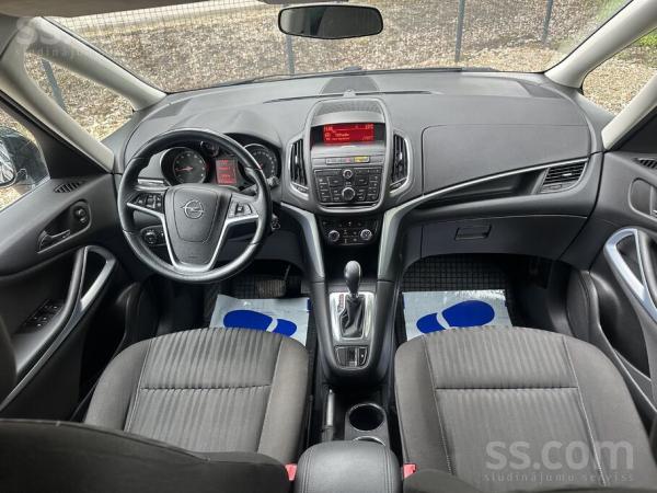 Black Opel Zafira 2013 in Cesis, with an engine capacity of 1.40 L and mileage of 0 thousand km for 7400 €, photo 5 on AUTOMOTO.COM.LV