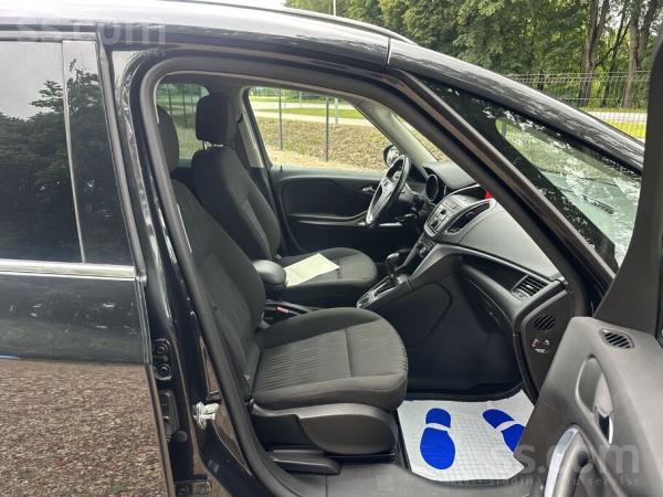 Black Opel Zafira 2013 in Cesis, with an engine capacity of 1.40 L and mileage of 0 thousand km for 7400 €, photo 6 on AUTOMOTO.COM.LV