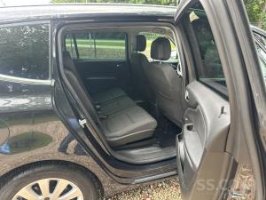 Black Opel Zafira 2013 in Cesis, with an engine capacity of 1.40 L and mileage of 0 thousand km for 7400 €, photo 8 on AUTOMOTO.COM.LV