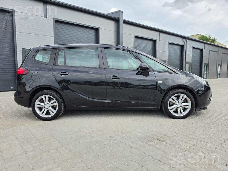 Melns Opel Zafira 2013 Liepāja, ar dzinēja tilpumu 1.60 L un nobraukumu 246 tūkst. km par 5490 €, foto 6 vietnē AUTOMOTO.COM.LV