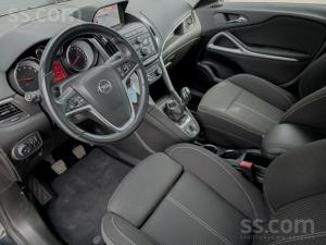 Melns Opel Zafira 2013 Liepāja, ar dzinēja tilpumu 1.60 L un nobraukumu 246 tūkst. km par 5490 €, foto 11 vietnē AUTOMOTO.COM.LV