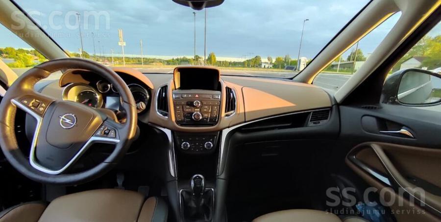 Melns Opel Zafira 2013 Rēzekne, ar dzinēja tilpumu 2.00 L un nobraukumu 334 tūkst. km par 9000 €, foto 5 vietnē AUTOMOTO.COM.LV