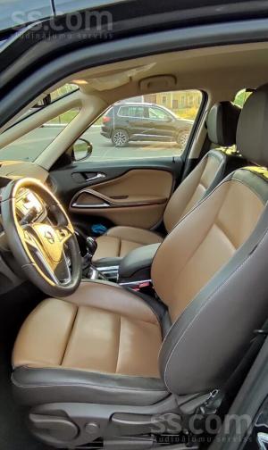 Melns Opel Zafira 2013 Rēzekne, ar dzinēja tilpumu 2.00 L un nobraukumu 334 tūkst. km par 9000 €, foto 6 vietnē AUTOMOTO.COM.LV