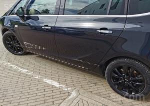 Melns Opel Zafira 2013 Rēzekne, ar dzinēja tilpumu 2.00 L un nobraukumu 334 tūkst. km par 9000 €, foto 15 vietnē AUTOMOTO.COM.LV