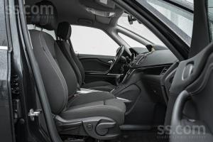 Black Opel Zafira 2013 in Riga, with an engine capacity of 2.00 L and mileage of 236 thousand km for 5950 €, photo 11 on AUTOMOTO.COM.LV