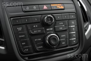 Black Opel Zafira 2013 in Riga, with an engine capacity of 2.00 L and mileage of 236 thousand km for 5950 €, photo 24 on AUTOMOTO.COM.LV