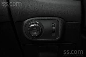 Black Opel Zafira 2013 in Riga, with an engine capacity of 2.00 L and mileage of 236 thousand km for 5950 €, photo 29 on AUTOMOTO.COM.LV