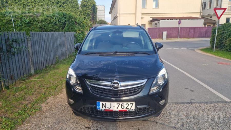 Melns Opel Zafira 2014 Rīga, ar dzinēja tilpumu 2.00 L un nobraukumu 222 tūkst. km par 7000 €, foto 1 vietnē AUTOMOTO.COM.LV