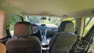 Melns Opel Zafira 2014 Rīga, ar dzinēja tilpumu 2.00 L un nobraukumu 222 tūkst. km par 7000 €, foto 7 vietnē AUTOMOTO.COM.LV