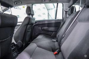 Melns Opel Zafira 2014 Kauņa, ar dzinēja tilpumu 1.70 L un nobraukumu 240 tūkst. km par 4790 €, foto 9 vietnē AUTOMOTO.COM.LV