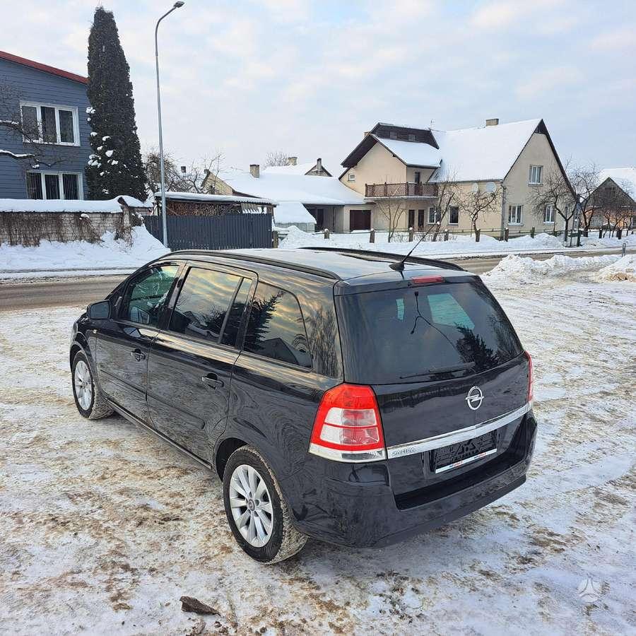 Melns Opel Zafira 2014 Viļņa, ar dzinēja tilpumu 1.80 L un nobraukumu 160 tūkst. km par 4150 €, foto 6 vietnē AUTOMOTO.COM.LV