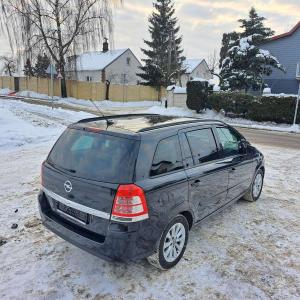 Melns Opel Zafira 2014 Viļņa, ar dzinēja tilpumu 1.80 L un nobraukumu 160 tūkst. km par 4150 €, foto 9 vietnē AUTOMOTO.COM.LV