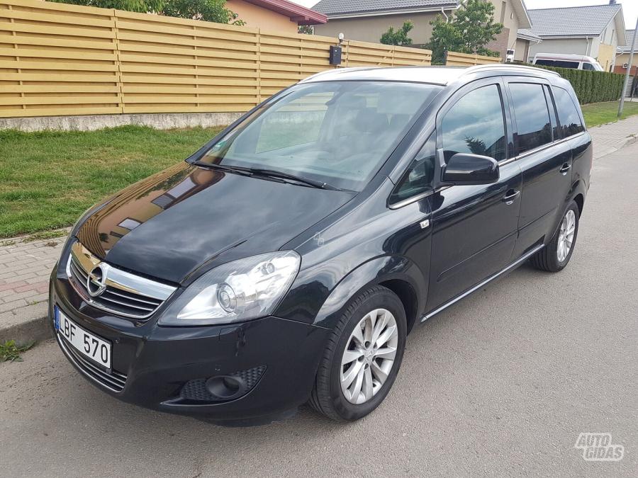 Melns Opel Zafira 2014 Kauņa, ar dzinēja tilpumu 1.70 L un nobraukumu 207 tūkst. km par 4900 €, foto 1 vietnē AUTOMOTO.COM.LV