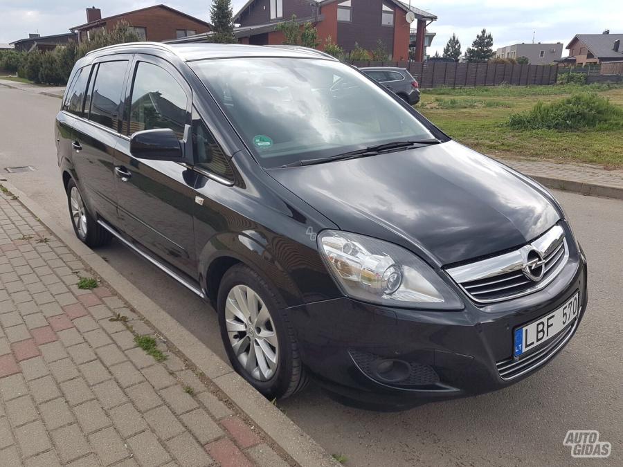 Melns Opel Zafira 2014 Kauņa, ar dzinēja tilpumu 1.70 L un nobraukumu 207 tūkst. km par 4900 €, foto 2 vietnē AUTOMOTO.COM.LV