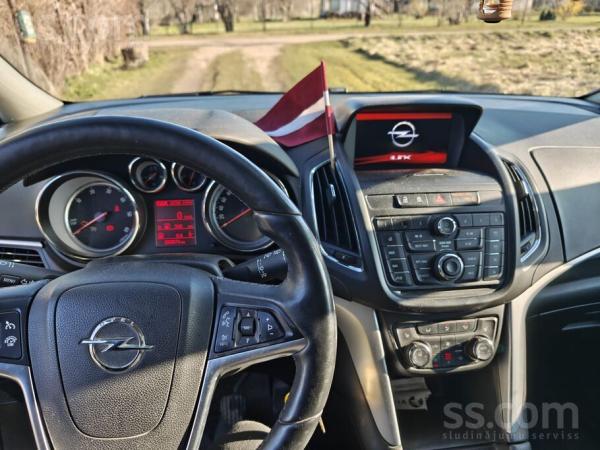 Melns Opel Zafira 2014 Limbaži, ar dzinēja tilpumu 1.60 L un nobraukumu 361 tūkst. km par 2800 €, foto 3 vietnē AUTOMOTO.COM.LV