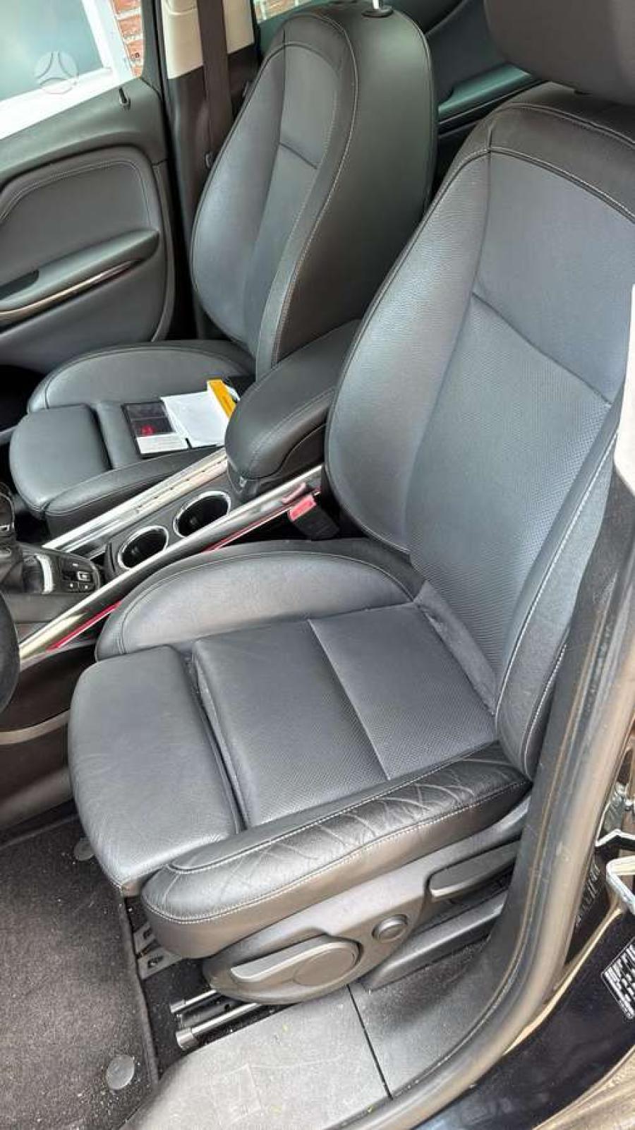 Black Opel Zafira 2014 in Vilnius, with an engine capacity of 1.60 L and mileage of 288 thousand km for 4300 €, photo 10 on AUTOMOTO.COM.LV