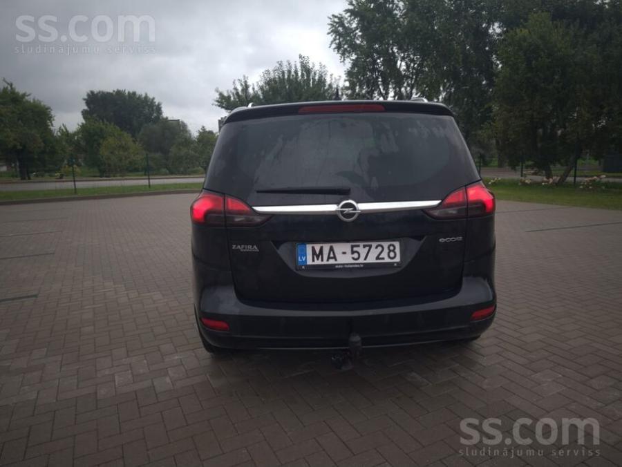 Melns Opel Zafira 2014 Rīga, ar dzinēja tilpumu 1.60 L un nobraukumu 364 tūkst. km par 4900 €, foto 3 vietnē AUTOMOTO.COM.LV
