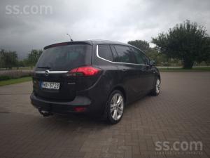 Melns Opel Zafira 2014 Rīga, ar dzinēja tilpumu 1.60 L un nobraukumu 364 tūkst. km par 4900 €, foto 4 vietnē AUTOMOTO.COM.LV