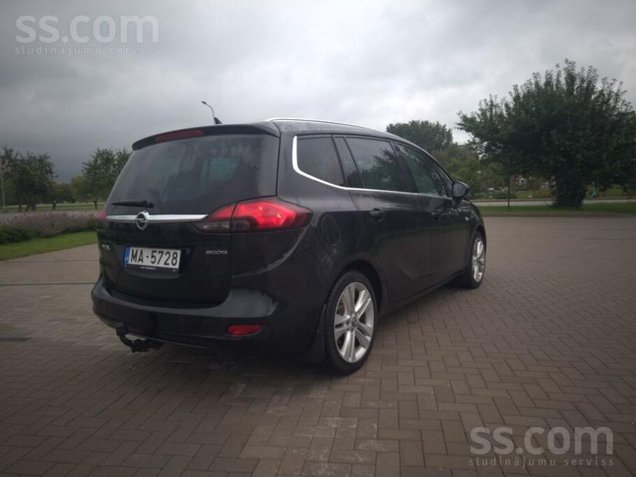Melns Opel Zafira 2014 Rīga, ar dzinēja tilpumu 1.60 L un nobraukumu 364 tūkst. km par 4900 €, foto 4 vietnē AUTOMOTO.COM.LV