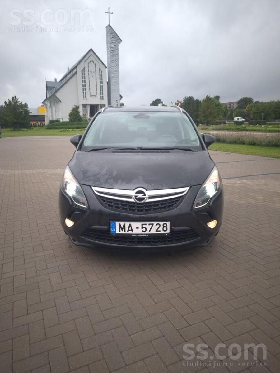 Melns Opel Zafira 2014 Rīga, ar dzinēja tilpumu 1.60 L un nobraukumu 364 tūkst. km par 4900 €, foto 8 vietnē AUTOMOTO.COM.LV