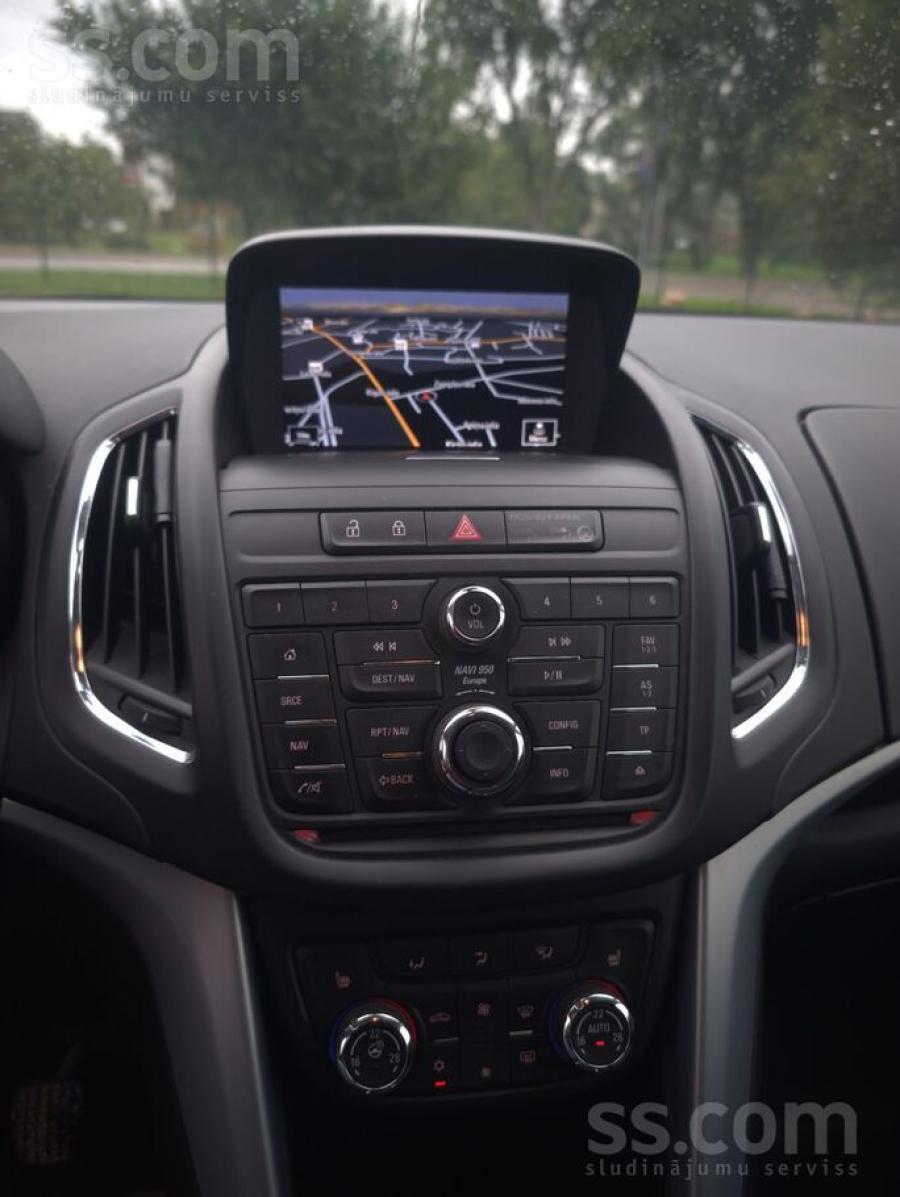 Melns Opel Zafira 2014 Rīga, ar dzinēja tilpumu 1.60 L un nobraukumu 364 tūkst. km par 4900 €, foto 12 vietnē AUTOMOTO.COM.LV