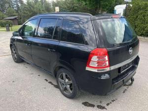 Black Opel Zafira 2014 in Vilnius, with an engine capacity of 1.70 L and mileage of 214 thousand km for 3600 €, photo 4 on AUTOMOTO.COM.LV