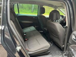 Black Opel Zafira 2014 in Riga, with an engine capacity of 1.60 L and mileage of 0 thousand km for 5199 €, photo 25 on AUTOMOTO.COM.LV