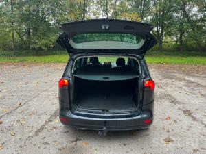 Black Opel Zafira 2014 in Riga, with an engine capacity of 1.60 L and mileage of 0 thousand km for 5199 €, photo 26 on AUTOMOTO.COM.LV