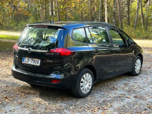 Black Opel Zafira 2014 in Riga, with an engine capacity of 1.60 L and mileage of 0 thousand km for 6599 €, photo 6 on AUTOMOTO.COM.LV
