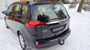 Black Opel Zafira 2015 in Pasvalys, with an engine capacity of 1.60 L and mileage of 230 thousand km for 5200 €, photo 7 on AUTOMOTO.COM.LV