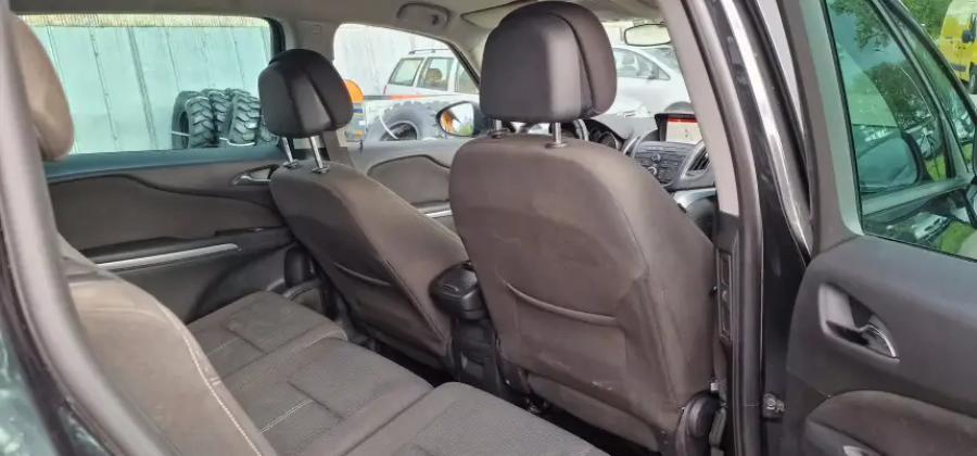 Melns Opel Zafira 2015 Valmiera, ar dzinēja tilpumu 1.60 L un nobraukumu 191 tūkst. km par 6300 €, foto 11 vietnē AUTOMOTO.COM.LV