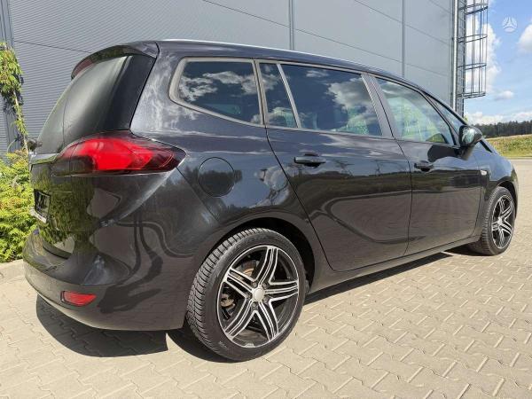 Melns Opel Zafira 2015 Viļņa, ar dzinēja tilpumu 2.00 L un nobraukumu 167 tūkst. km par 6900 €, foto 8 vietnē AUTOMOTO.COM.LV