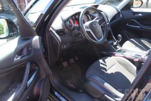 Melns Opel Zafira 2015 Liepāja, ar dzinēja tilpumu 1.60 L un nobraukumu 132 tūkst. km par 7500 €, foto 7 vietnē AUTOMOTO.COM.LV
