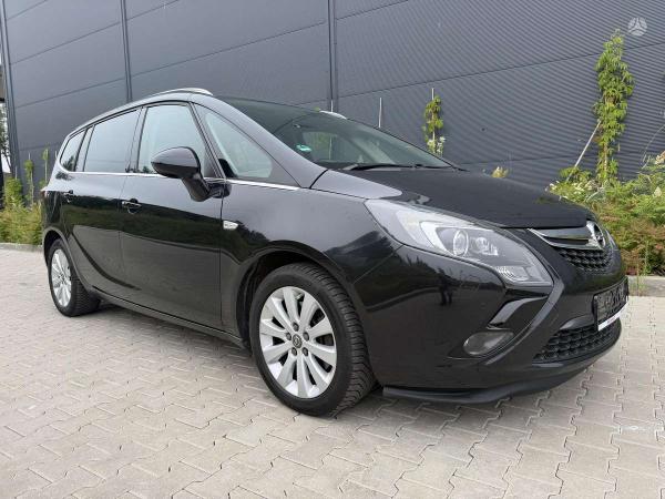 Black Opel Zafira 2015 in Vilnius, with an engine capacity of 2.00 L and mileage of 190 thousand km for 6500 €, photo 8 on AUTOMOTO.COM.LV