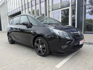 Melns Opel Zafira 2015 Viļņa, ar dzinēja tilpumu 2.00 L un nobraukumu 160 tūkst. km par 6800 €, foto  vietnē AUTOMOTO.COM.LV
