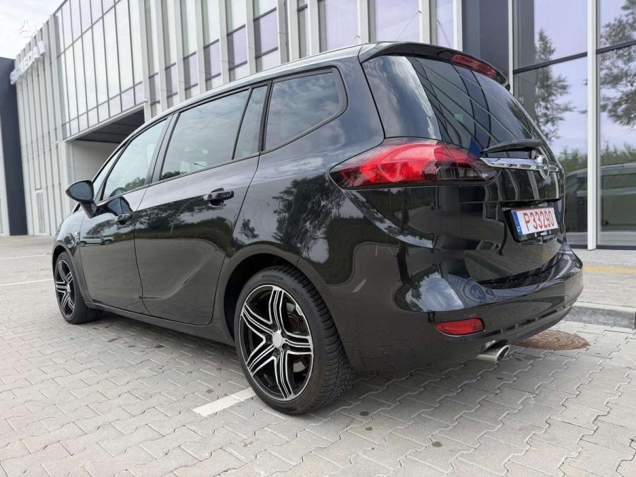 Melns Opel Zafira 2015 Viļņa, ar dzinēja tilpumu 1.91 L un nobraukumu 160 tūkst. km par 6700 €, foto 9 vietnē AUTOMOTO.COM.LV