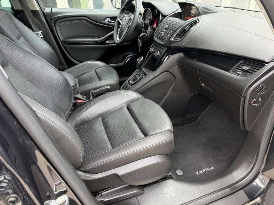 Melns Opel Zafira 2015 Viļņa, ar dzinēja tilpumu 1.91 L un nobraukumu 160 tūkst. km par 6700 €, foto 10 vietnē AUTOMOTO.COM.LV