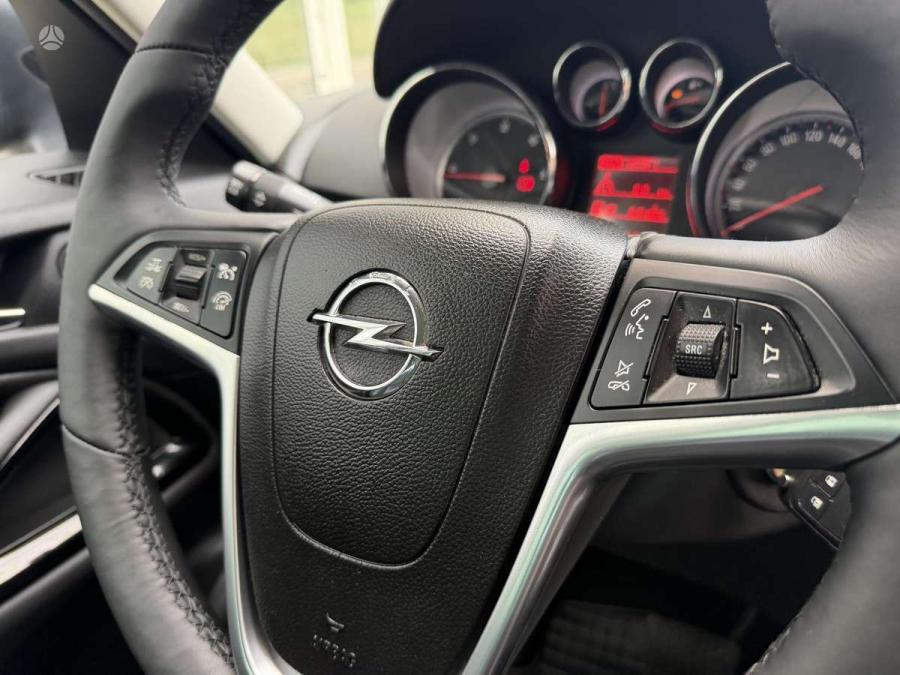Melns Opel Zafira 2015 Viļņa, ar dzinēja tilpumu 1.91 L un nobraukumu 160 tūkst. km par 6700 €, foto 13 vietnē AUTOMOTO.COM.LV