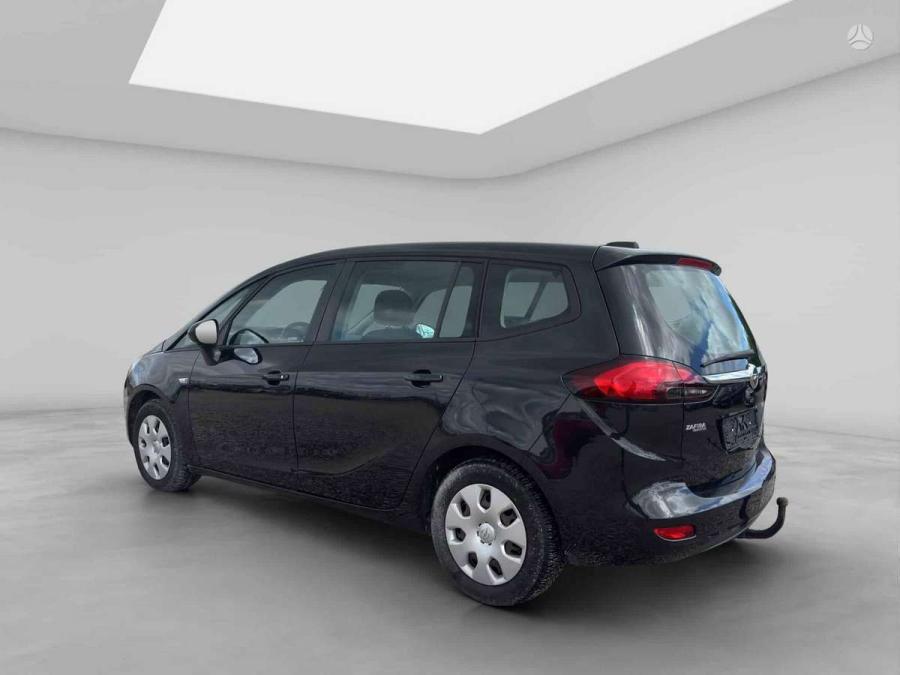 Melns Opel Zafira 2015 Kauņa, ar dzinēja tilpumu 1.60 L un nobraukumu 288 tūkst. km par 6890 €, foto 5 vietnē AUTOMOTO.COM.LV