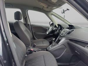 Melns Opel Zafira 2015 Kauņa, ar dzinēja tilpumu 1.60 L un nobraukumu 288 tūkst. km par 6890 €, foto 18 vietnē AUTOMOTO.COM.LV